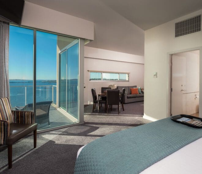 Luxury Accommodation with with Ocean Views I Port Lincoln Hotel